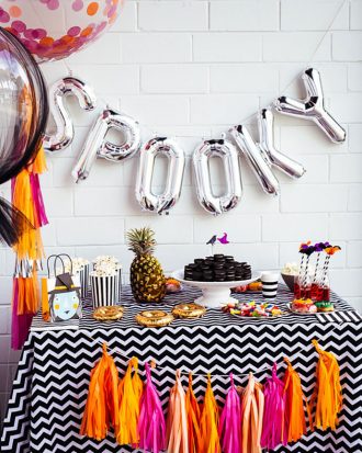 13 Modern Halloween Party Decoration Ideas | My Poppet Living