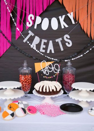 13 Modern Halloween Party Decoration Ideas | My Poppet Living