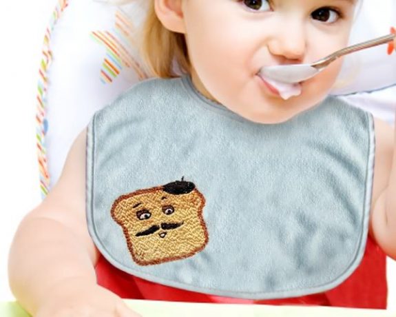 How To: French Toast Embroidered Baby Bib | My Poppet Makes