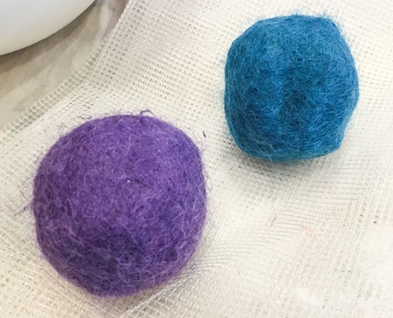 An Experiment in Wet Felting - Felt Geodes | My Poppet Makes