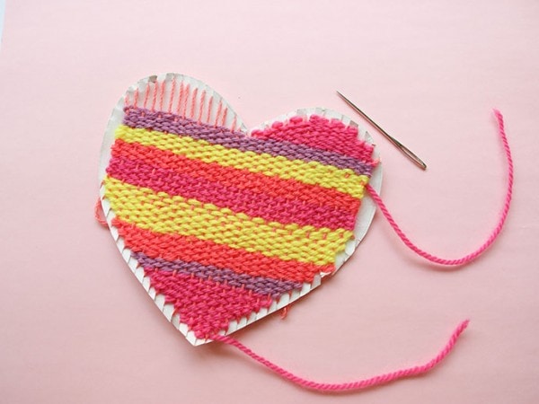 How to Weave a Heart Shape Tapestry | My Poppet Makes