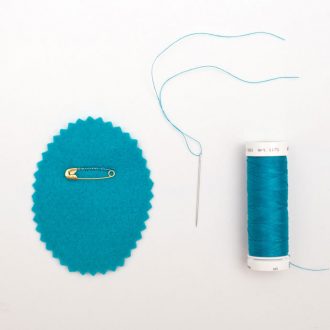 Make to Wear: Felt Cameo Portrait Brooch | My Poppet Makes