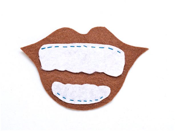 Felt Craft: Smiley Mouth Lost Tooth Pouch | My Poppet Makes