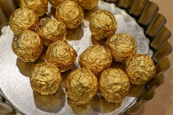 Harry Potter Party Craft - Chocolate Golden Snitches | My Poppet Makes