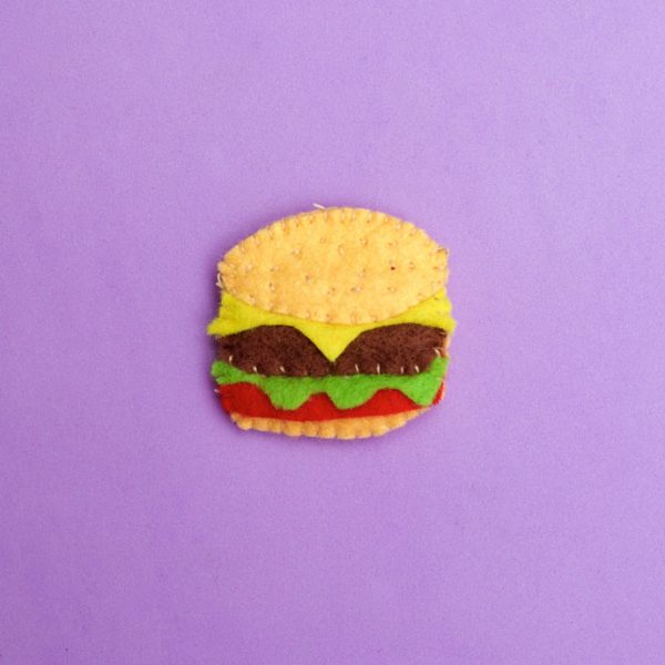 DIY Delicious Felt Burger Brooch | My Poppet Makes