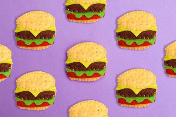 DIY Delicious Felt Burger Brooch | My Poppet Makes