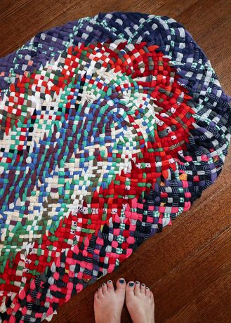 7 Ways to Make a Rag Rug from old Clothes | My Poppet Makes
