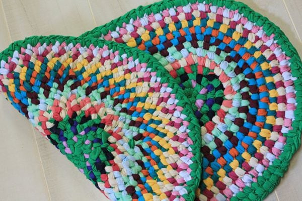 7 Ways to Make a Rag Rug from old Clothes | My Poppet Makes