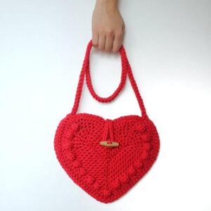 15 Crochet Heart Patterns to make this Valentine's Day | My Poppet Makes